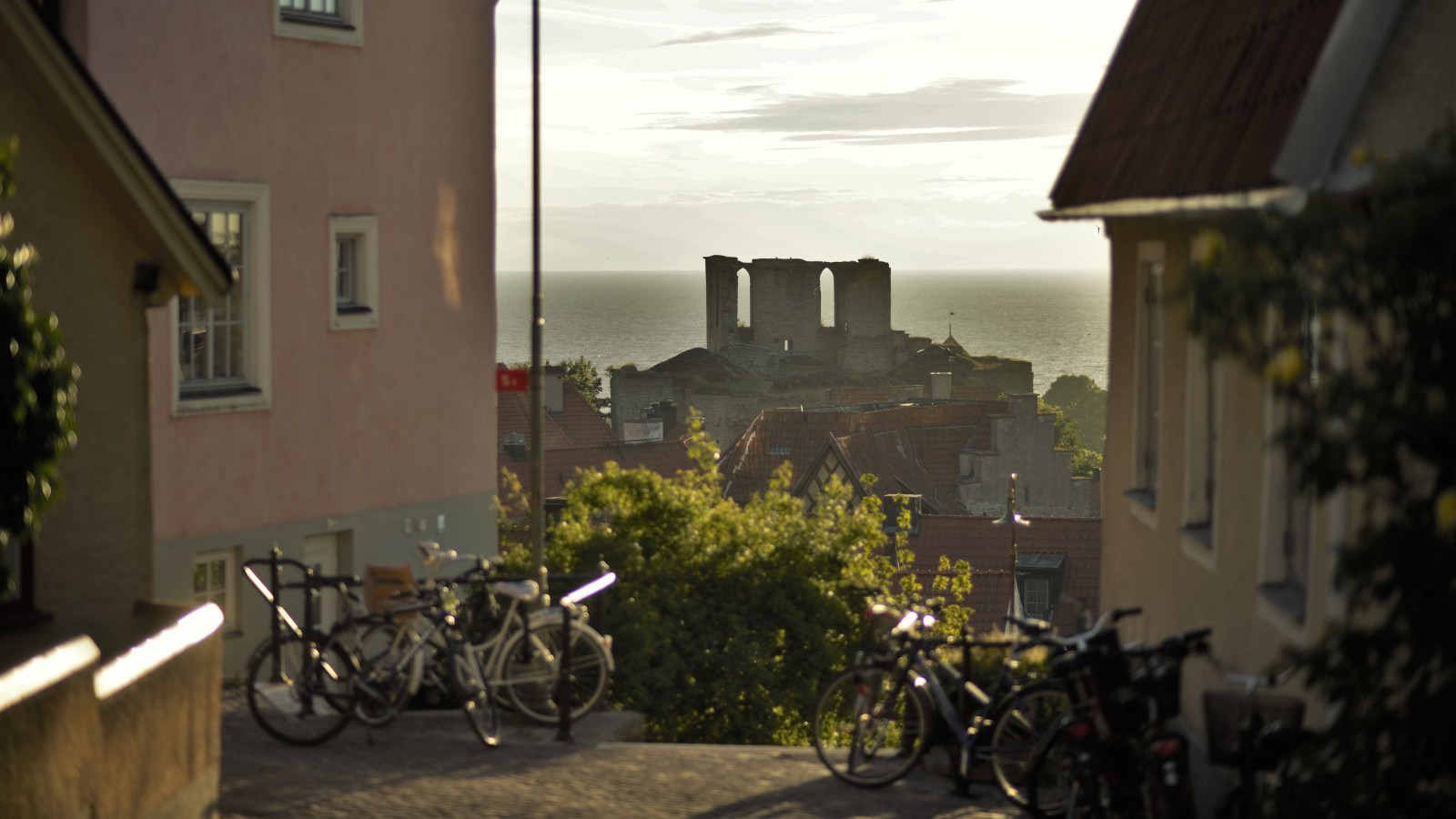 Polisen utreder misstänkt våldtäkt på Gotland | Fria Tider Polisen utreder misstänkt våldtäkt på Gotland | Fria Tider