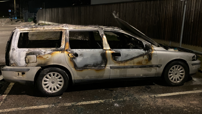 Polisen vill ha tips om flyktbil efter mord | Fria Tider Polisen vill ha tips om flyktbil efter mord | Fria Tider